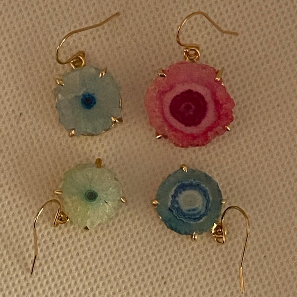 Teardrop Gold Polished Chain - Cats-eye & Iolite Gemstone Dangling ...