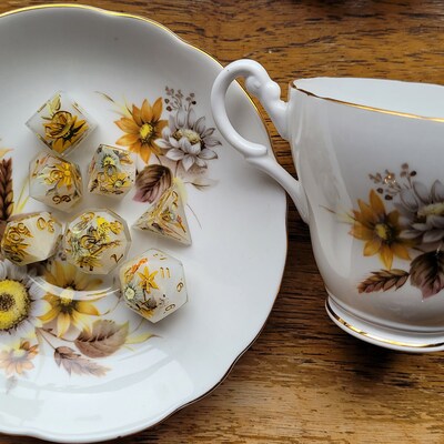 Custom Mini Teacup DND Dice Set - Etsy