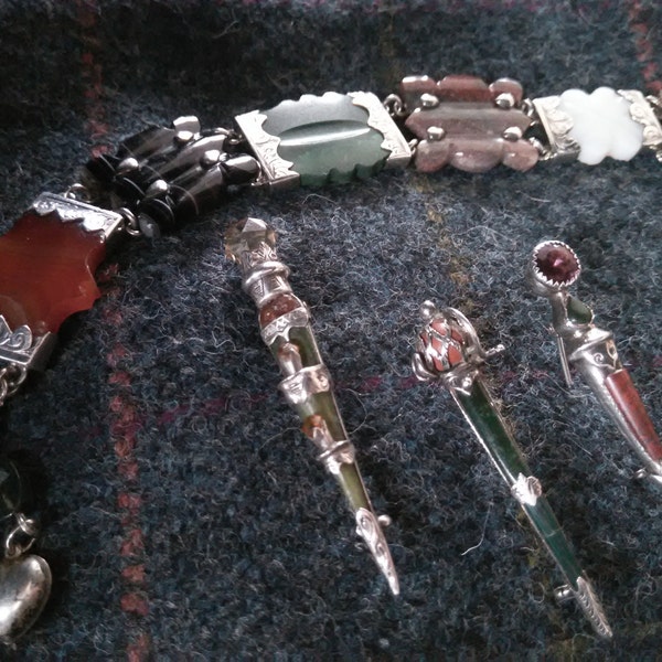 Antique Art Deco French 'doliet' Style Ceramic Poodle Chain Pin Brooch ...