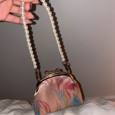 Vintage Cheongsam Style Kiss Lock Hand Bag With Printing Flora Mesh and ...
