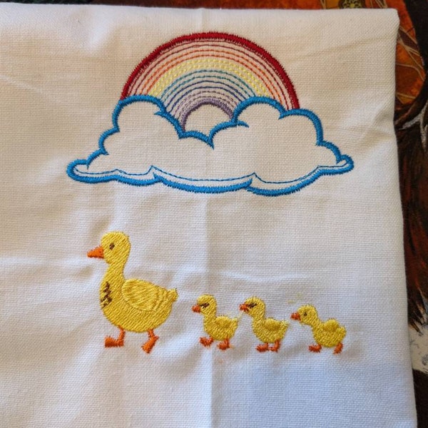 Baby Duck Embroidery Design, Mama Duck Embroidery, Animal Embroidery ...