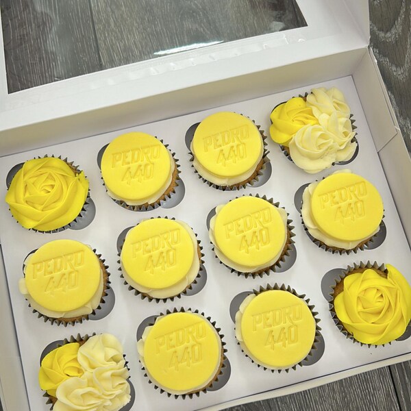 2025 Senior Cookie Stamp, Graduation Embossed Fondant Stamp, Class of ...