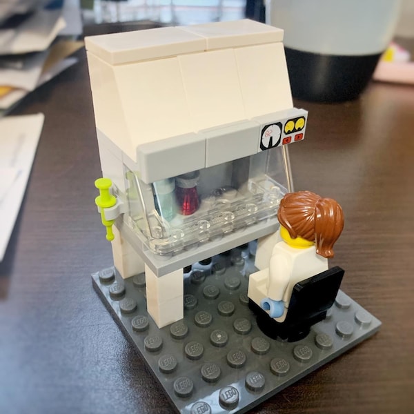 Biosafety Cabinet - Model Built of LEGO® Bricks - Etsy