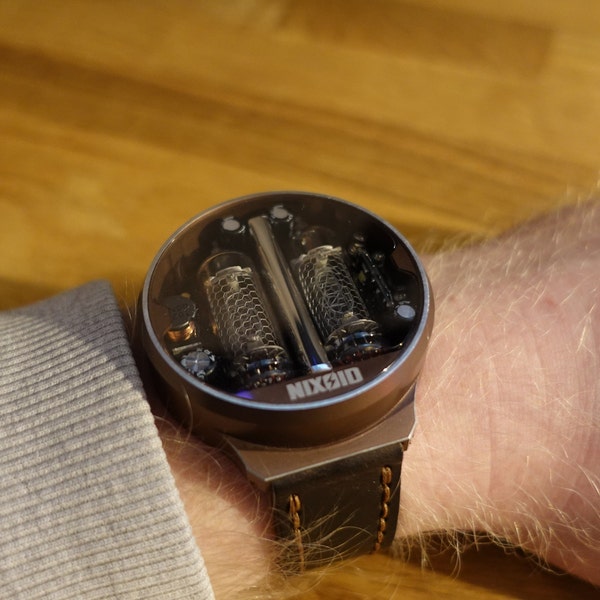 Nixie Tube Wrist Watch Wristwatch Clock Tubes IV-16 Futuristic Numitron ...