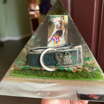 Pet Memorial Pyramid, Large, Resin Memorial, Dog/cat Ashes - Etsy