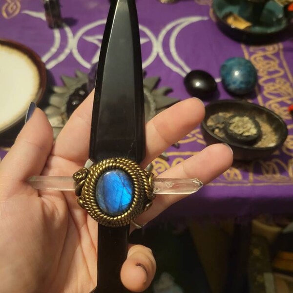 Natural Large Moonstone With Sunstone Carvings/belomorite Moonstone ...