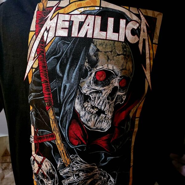 Oasis Definitely Maybe Band Tee With Back Print, Men's Size, High ...