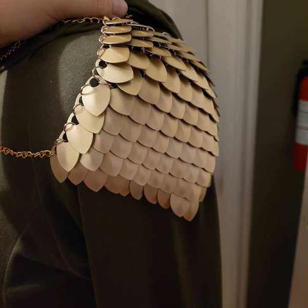 TUTORIAL How to Make Scale Mail Cape - Etsy