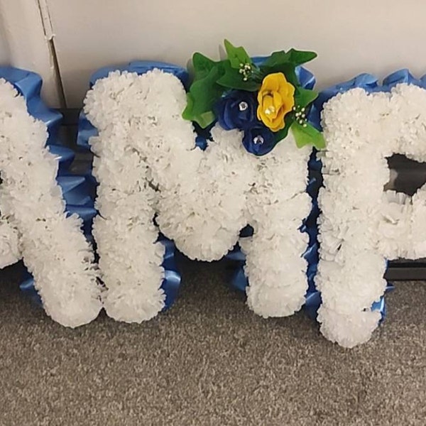 MUM NAN Artificial Silk Funeral Tribute Package Any 3 Letter Name ...