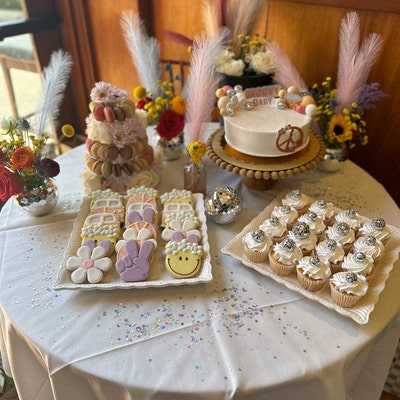 12 Graduation Floral Cookies, Prom Cookies, Senior Sugar Cookies, Class ...