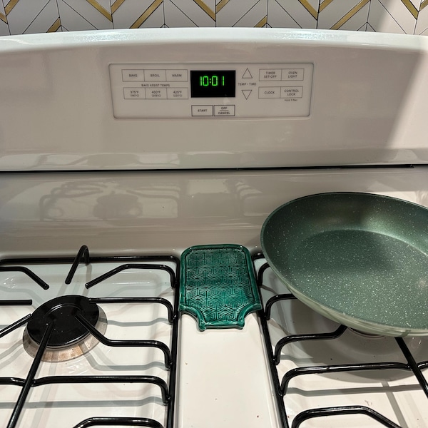 I Will Survive Plant Stake | Funny Plant Signs| Puny Plant Markers ...