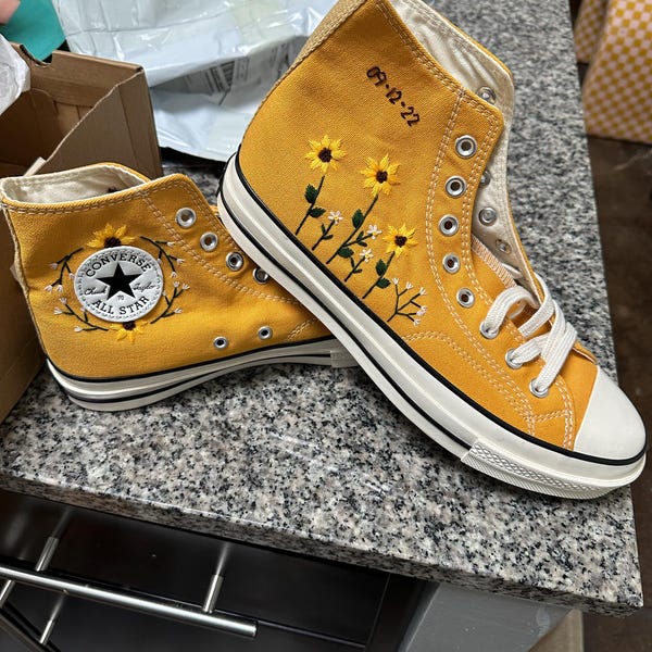 Customized Converse Embroidered Shoes Converse Chuck Taylor 1970s ...