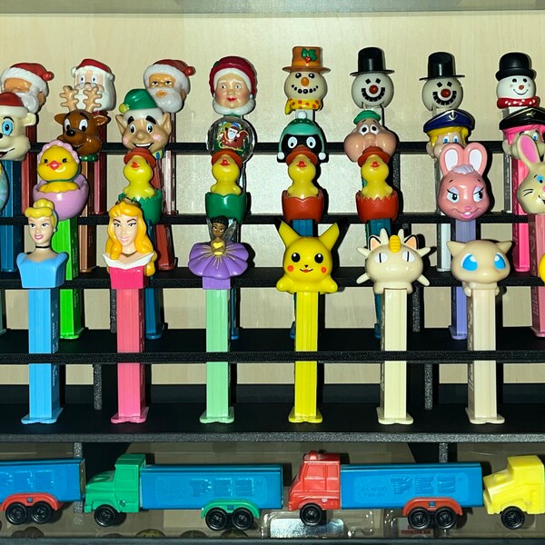 Aligned Rows 24" Wide PEZ Dispenser Display Shelf Stadium Style - Fits ...