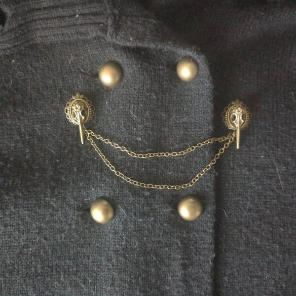 Bronze Collar Pin With Leaves and Chains, Lapel Pin Elegant Gothic ...