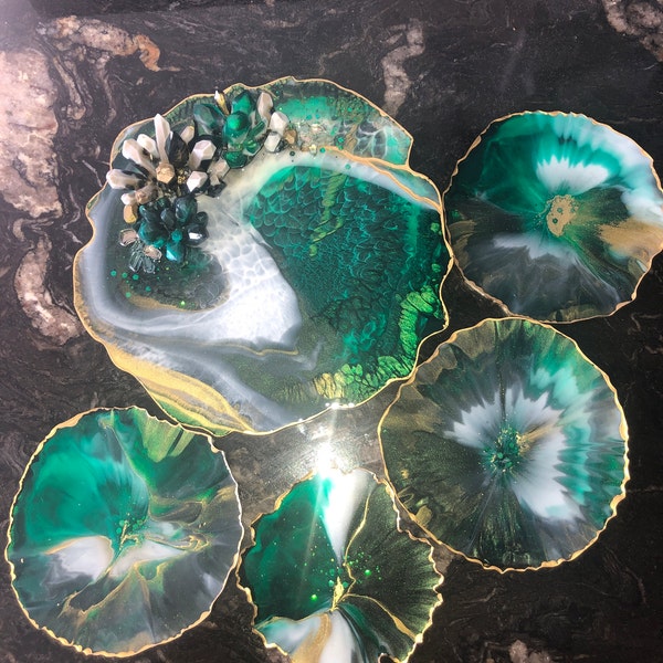Green Emerald Epoxy Side Table, Resin Geode Coffee Table, Crystal With ...
