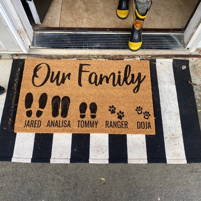 Custom Footprint Family & Pet Name Doormat Custom Door Mat - Etsy