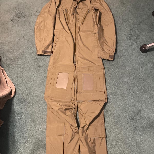 Military Coveralls L Mens Jumpsuit Mens Overalls Military Clothing One ...