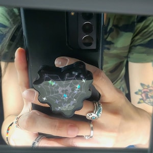 Webbed Heart Shaker Popsocket™, Spider Web Shaker Popgrip™, Halloween ...