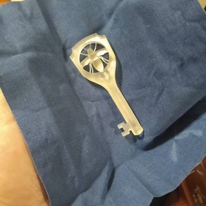 Brakebills Alumni Key - Etsy