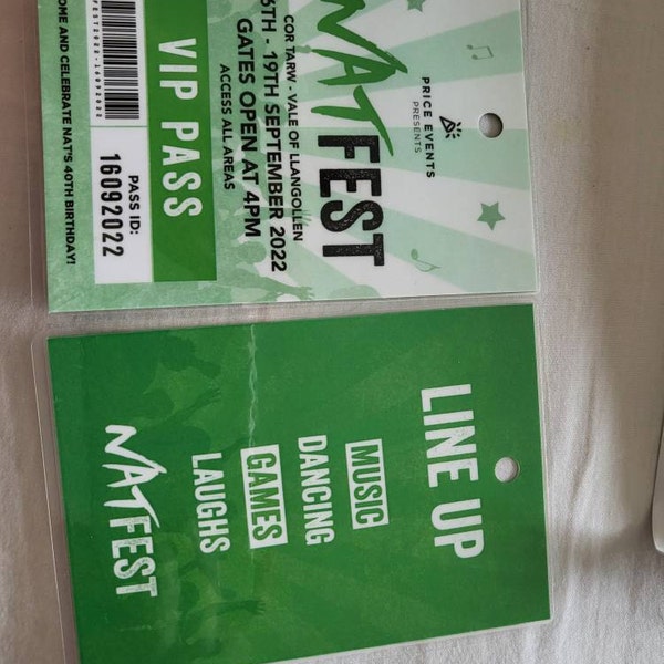 Personalised Festival Style VIP Pass & Lanyard Invitations Invites ...