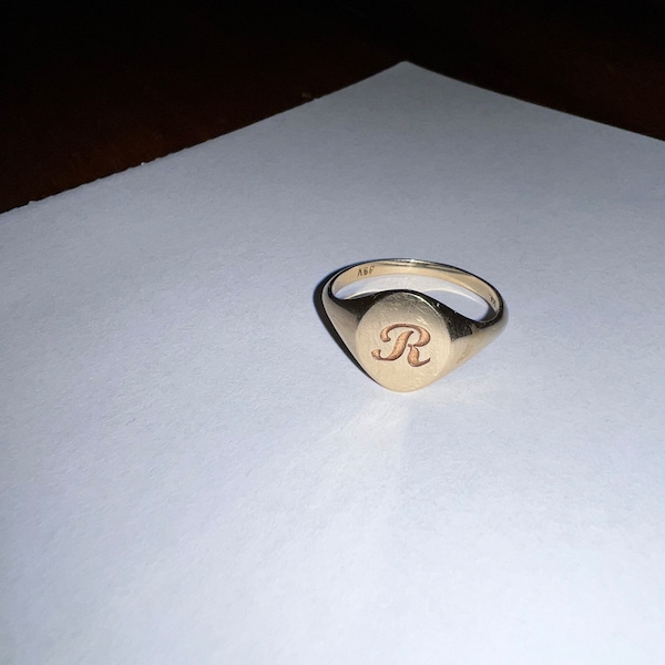 Oval Signet Ring, 14K Solid Gold Signet Ring, Oval Shape Signet Ring ...