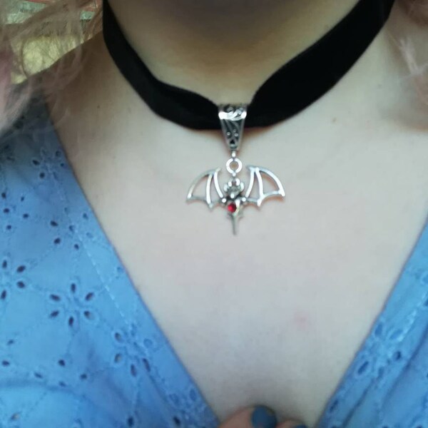 Black Velvet Choker With Bat Charm - Bat Choker, Bat Jewelry, Goth ...