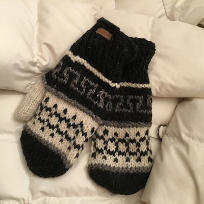 100% Wool Lamb Wool Mittens Polar Fleece Lining Hand Knit Sheep Mittens ...