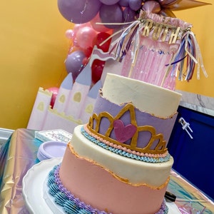 FRINGE CAKE TOPPER // Fancy Free Finery X House of Fete Collaboration ...