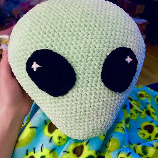 Crochet Alien Cushion Pattern Crochet Pillow Beginner Alien Pattern ...