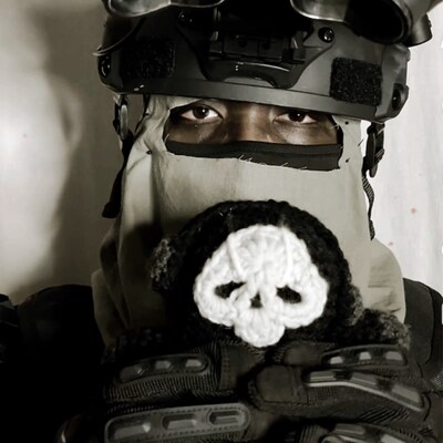 Crochet Strawberry Simon Ghost Riley Plushie Call of Duty Modern ...