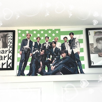 Loona Chuu Salute Flag Banner, Chuu American Flag Tapestry, Chuu Merch ...