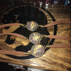 Small Werewolf Auspice Antler Slice Pendants - Etsy Canada