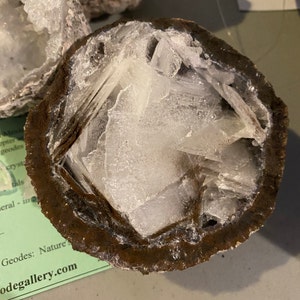 Mexican Geode Variety Pack Guaranteed Hollow, 2-4 Groups, 4 Geodes per ...