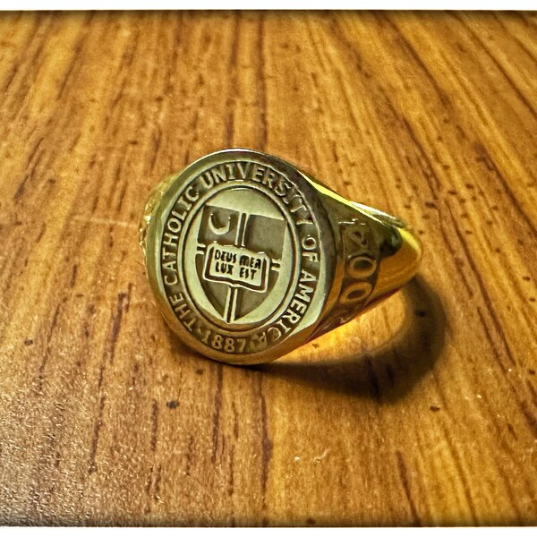 Custom Gold College Class Rings, Class Ring, Gold Graduation Rings ...