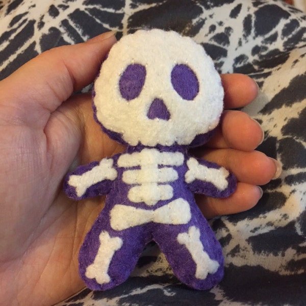 Skeleton Felt PATTERN Pdf . Halloween Ornament Sewing Pattern . Easy ...