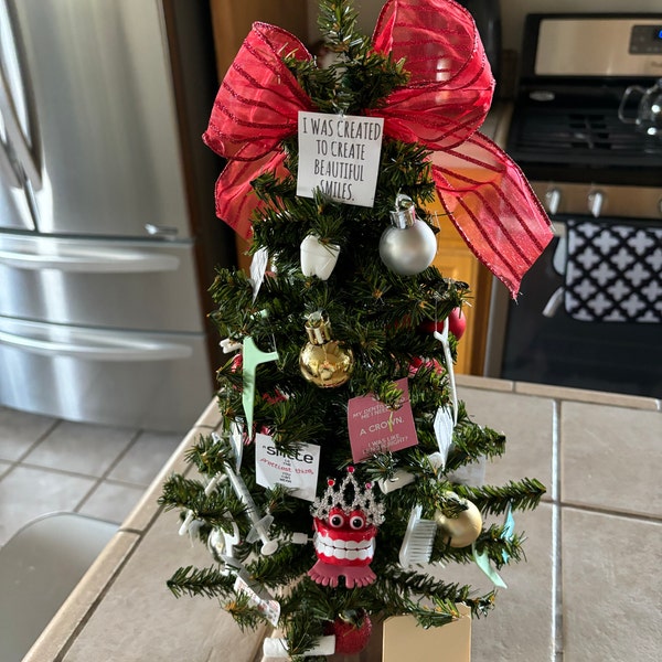 Accounting / Accountant Themed 18" Christmas Tree - Etsy
