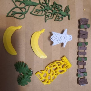 3D Printed Tree Bookshelf Jumping Spider Hide/decor - Etsy