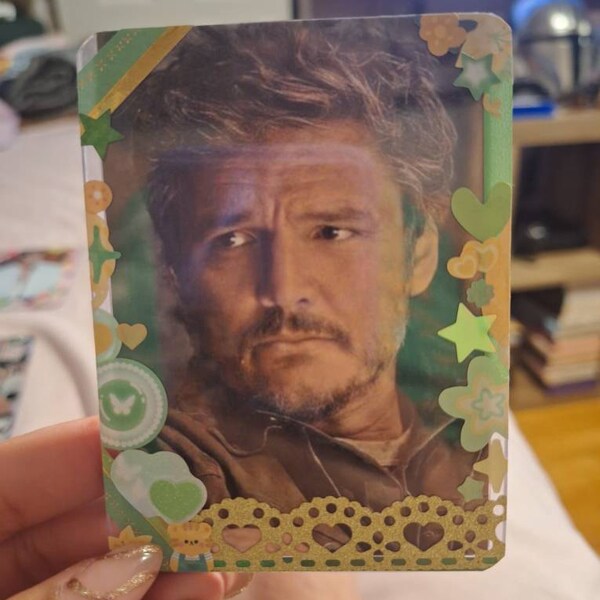 Pedro Pascal, Pedro Pascal Photocard, Pedro Pascal Toploader, K-pop ...