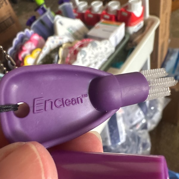 Enclean(r) Brush to Clean Enfit Enteral Feeding Connectors - Etsy