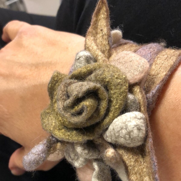 Video Tutorial, Felted Stones, Felt Pouf, Instant Download, Step-by ...