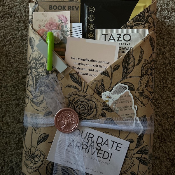 Date Night With a Book - Single Book / Book Lover Gift - Etsy