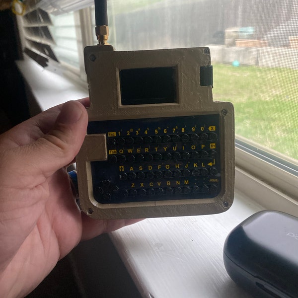 Meshatastic Device With Full Keyboard Support in Weather Resistant Case ...