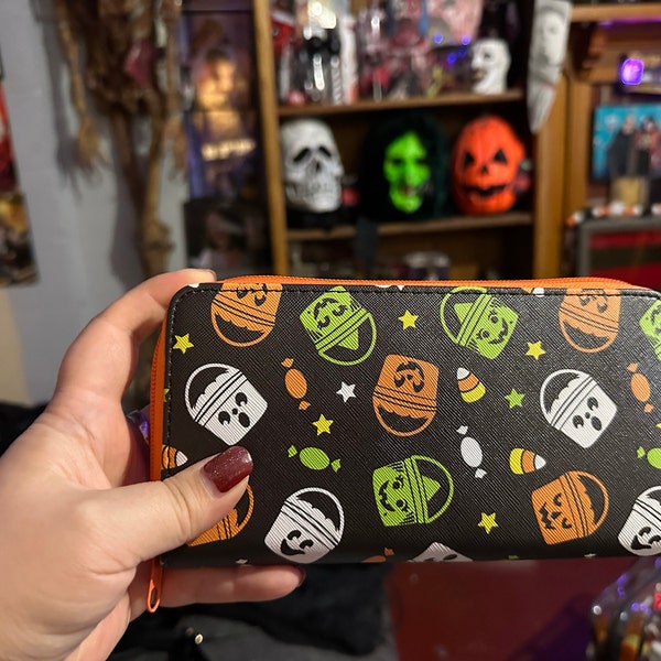 Boo Bucket Wallet Purse - Etsy