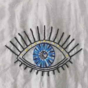 STARRY EYED - Pdf Embroidery Pattern - Eyeball, Eye, Celestial - Etsy