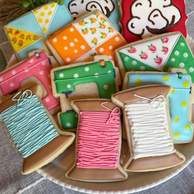 Sewing Machine Spool Cookie Cutter Set of 2 - Etsy