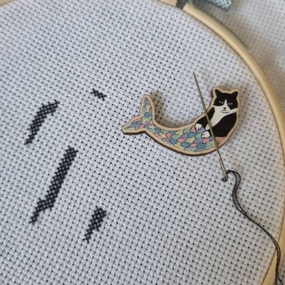 PDF Alien Cat Embroidery Pattern Cat Embroidery Pattern Embroidery ...