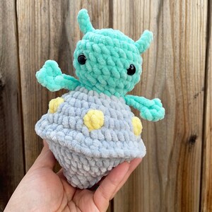 Weebee the Space Invader No Sew Crochet Pattern - Etsy Australia