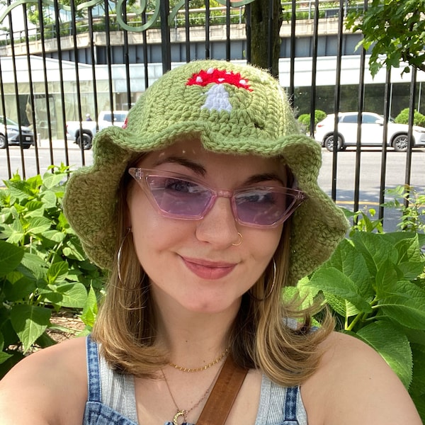 Beige Smiley Face Crochet Granny Square Bucket Hat ~HANDMADE~ Trendy ...
