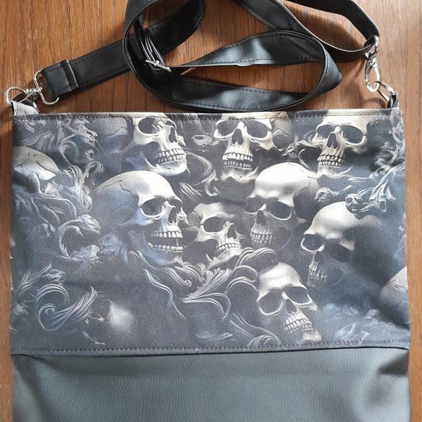 Sandworm Pillow, Horror Pillow, Gothic Pillow, Movie Theme Pillow - Etsy