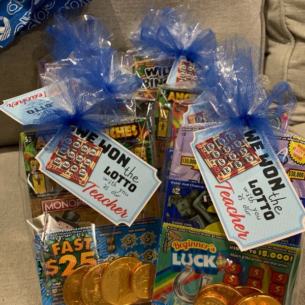 2025 Graduation Fun Facts V2 High School Graduation Party Decoration ...